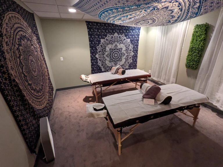 Columbus, OH - Tropical Touch Spa